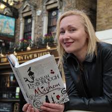 Sarah Pinborough Delivers Scares Across the Pond – horrorfeminista